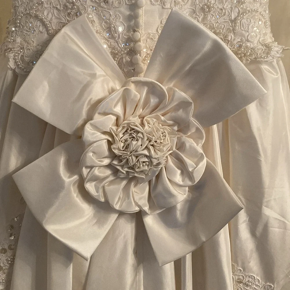 Jasmine | Dresses | Vintage Jasmine Wedding Dress | Poshmark